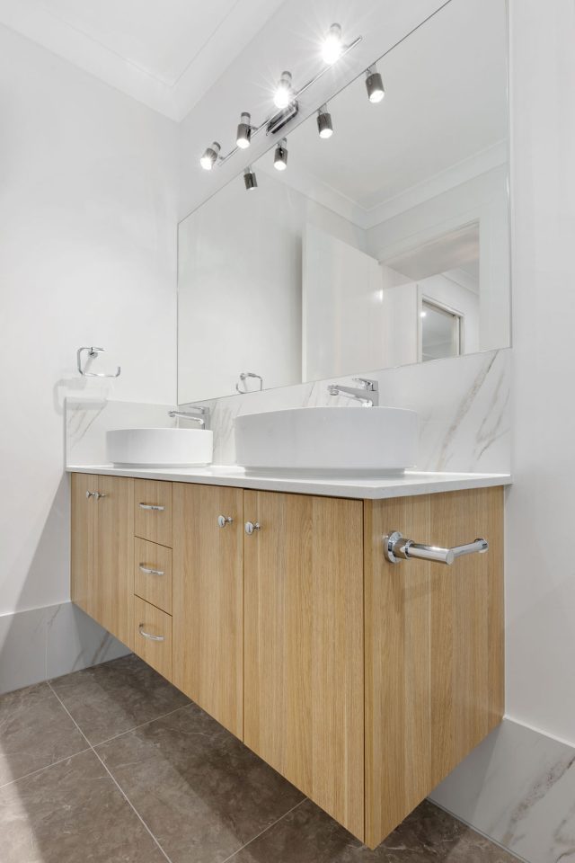 17 Oates | Custom Home Gallery | Fiteni